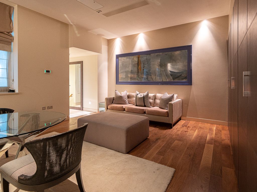 1 bed flat to rent in The Lancaster Gate, Hyde Park W2, £3,142 pcm - Zoopla