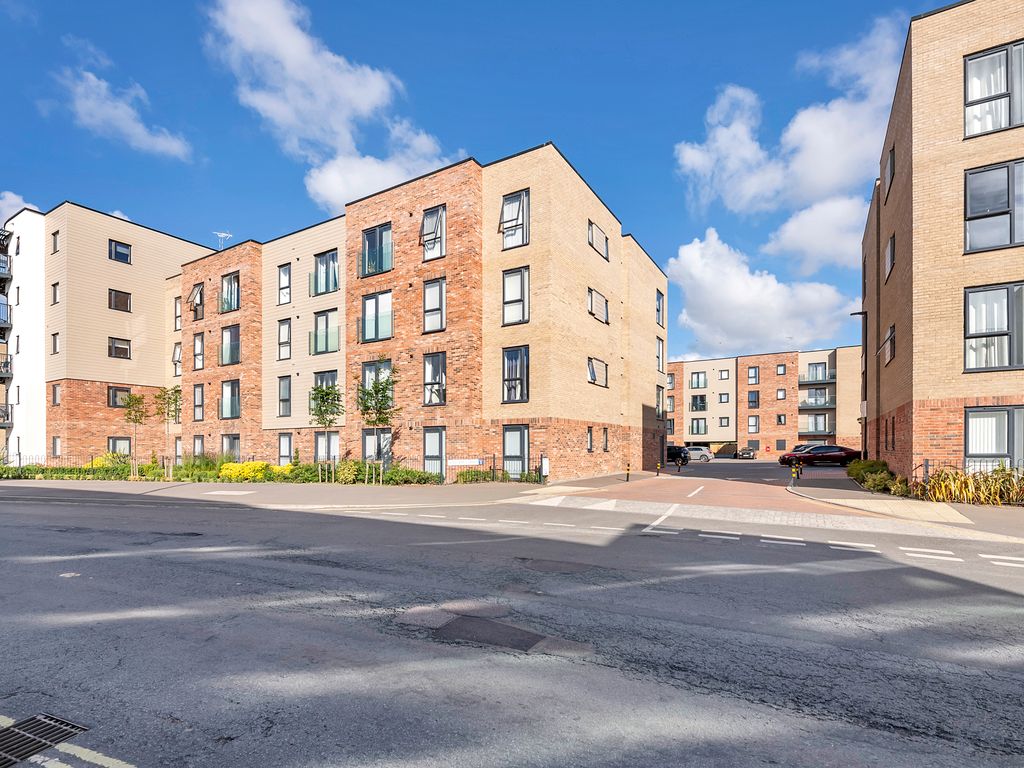 2 bed flat for sale in Station Hill, Bury St. Edmunds IP32, £342,500 ...