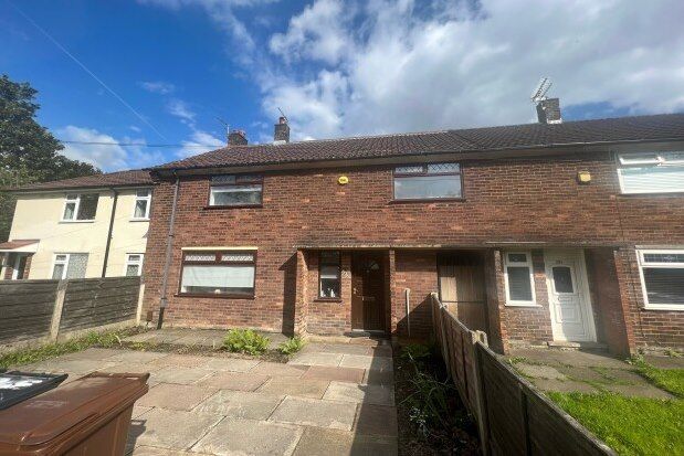 4 bed terraced house to rent in Brinnington Road, Stockport SK5 - Zoopla