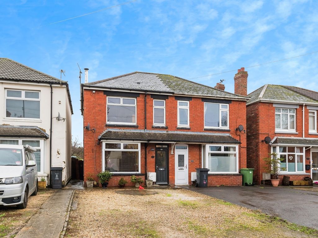 3 Bed Semi Detached House For Sale In Ermin Street Stratton St