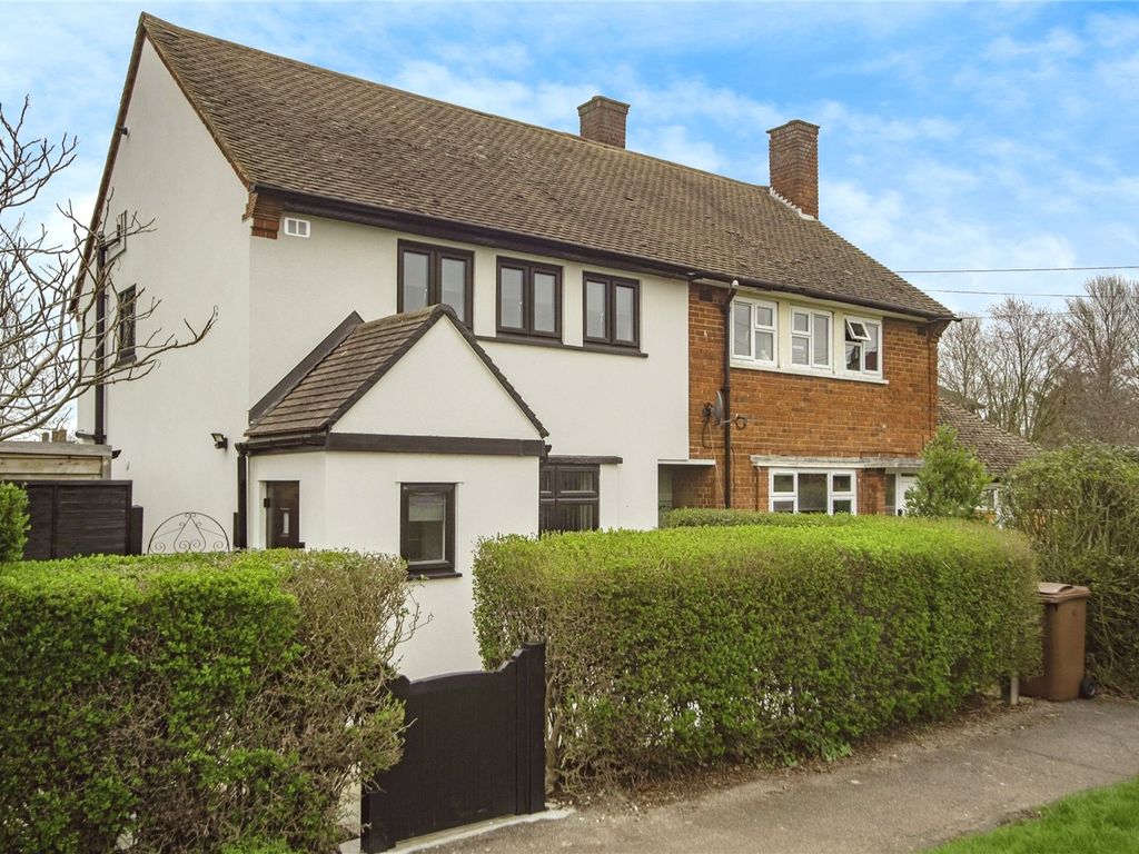 3 bed end terrace house for sale in Teviot Avenue, Aveley, South ...