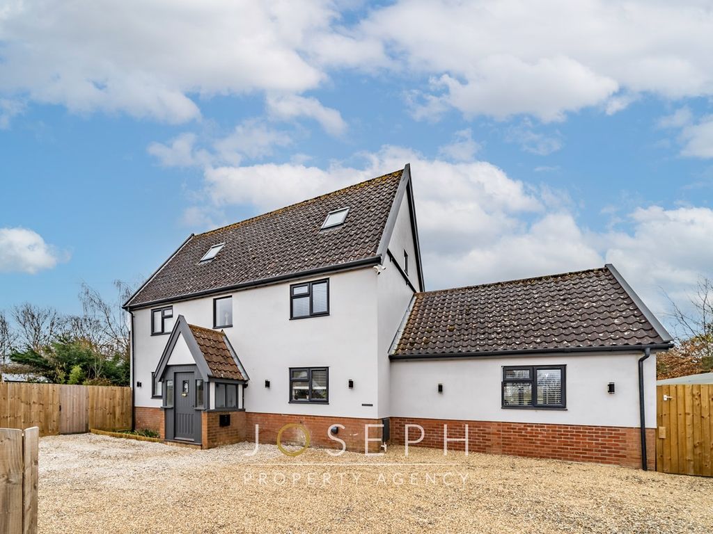 5 bed detached house for sale in Main Road, Hemingstone, Ipswich IP6 ...