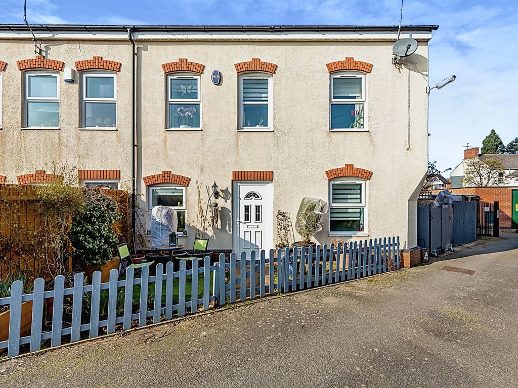 3 bed end terrace house for sale in Redwell Road, Wellingborough NN8 ...