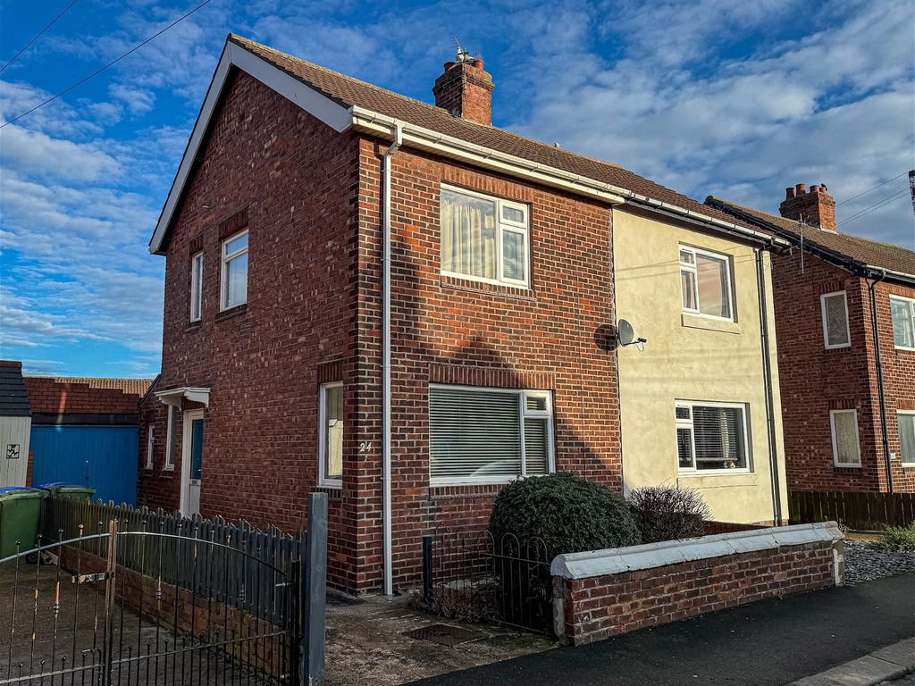 2 Bed Semi Detached House For Sale In Gordon Road Blyth Ne24 £99 950