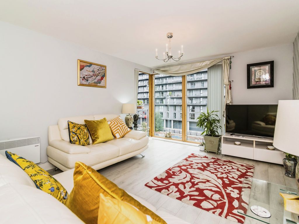 2 bed flat for sale in Water Street, Manchester M3, £235,000 - Zoopla