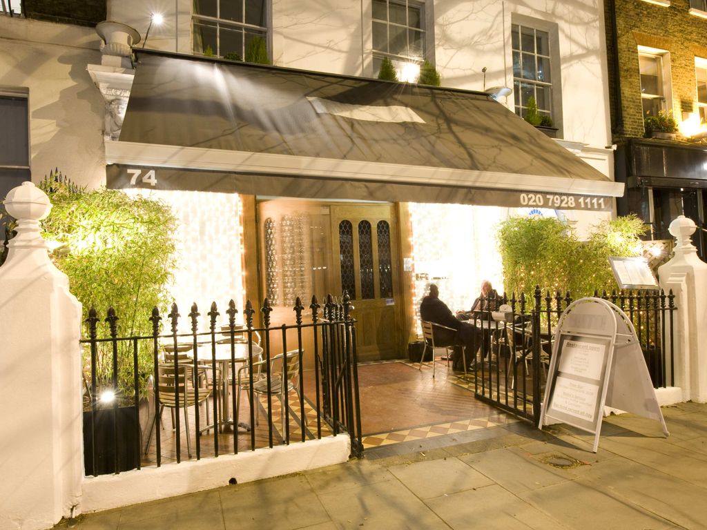 Restaurant to let in Blackfriars Road, London SE1, £120,000 pa - Zoopla