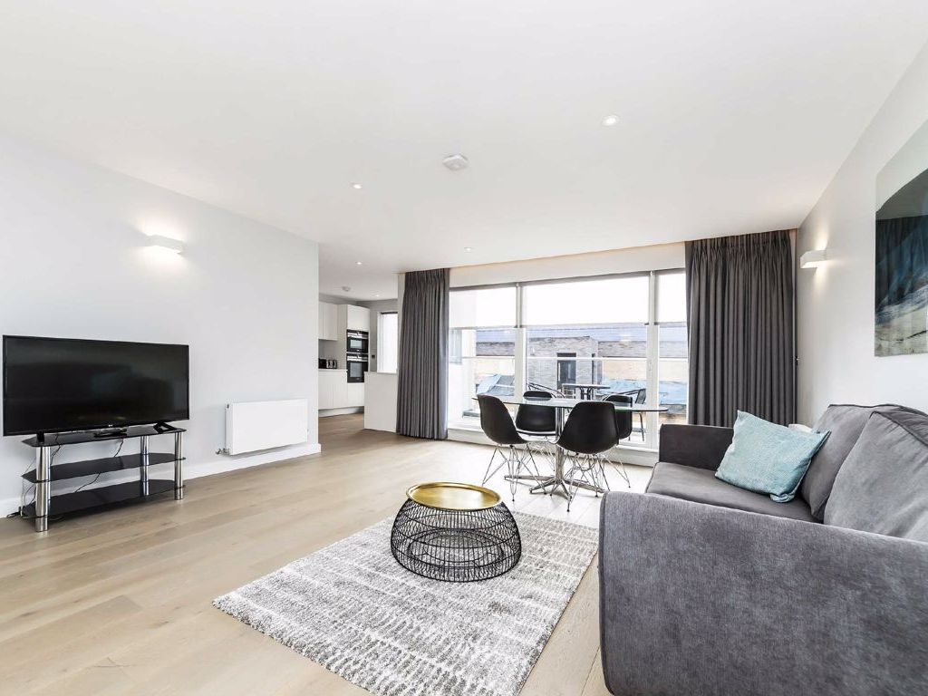 2 bed flat to rent in Southern Row, London W10 - Zoopla