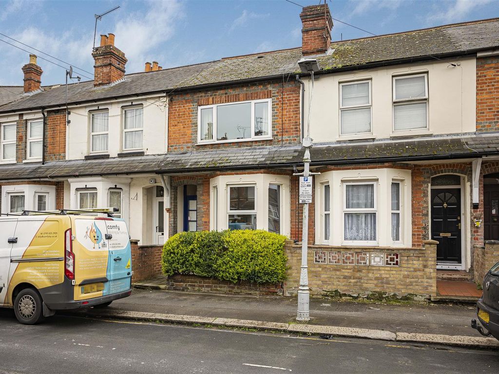 3 Bed Terraced House For Sale In Salisbury Road Reading Rg30 £325 000