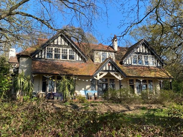 Leisure/hospitality to let in The Foxgrove Club, Westgate Road ...