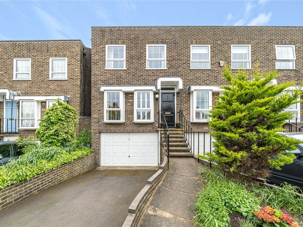 5 bed end terrace house for sale in Wellesley Road, Twickenham TW2 - Zoopla