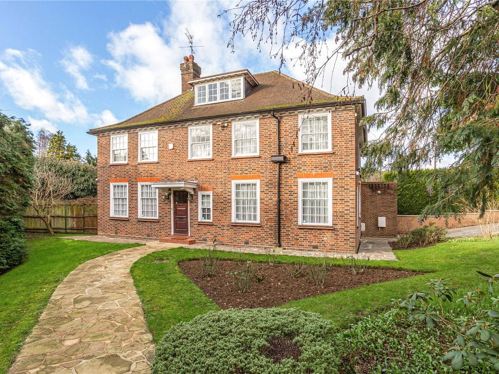 4 bed detached house for sale in Elgood Avenue, Northwood, Middlesex ...