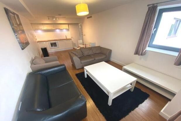 1 bed flat to rent in Greenhouse, Leeds LS11, £750 pcm - Zoopla