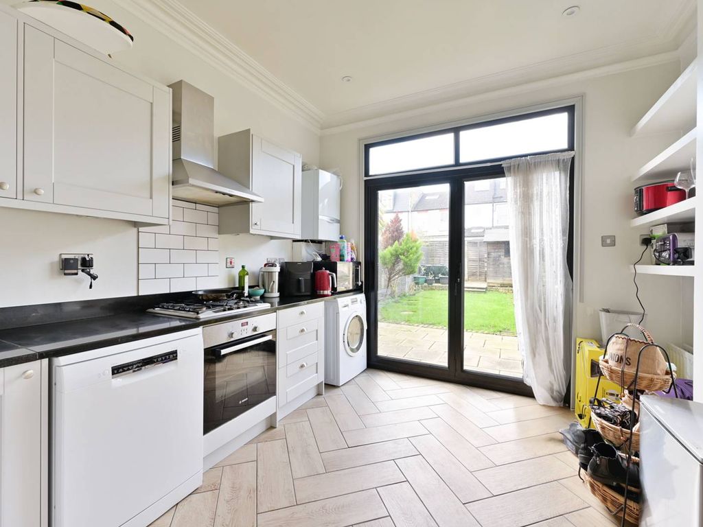 5 bed semi-detached house to rent in Clonmore Street, Southfields ...