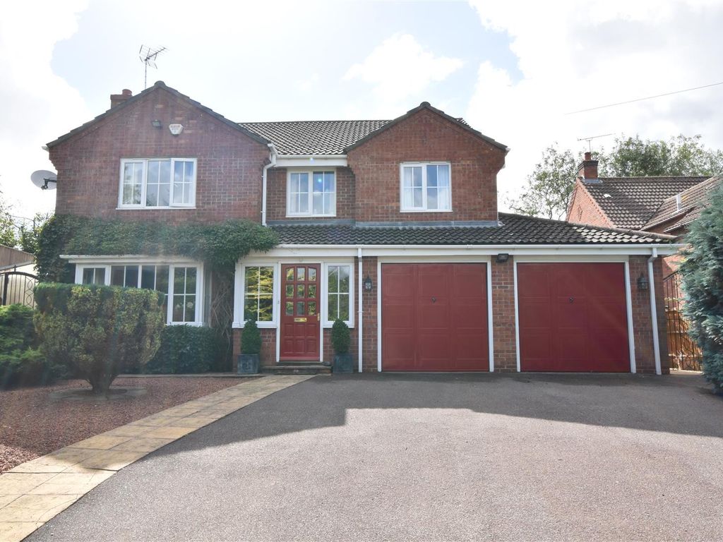 4 bed detached house for sale in Brant Road, Fulbeck, Grantham NG32 ...
