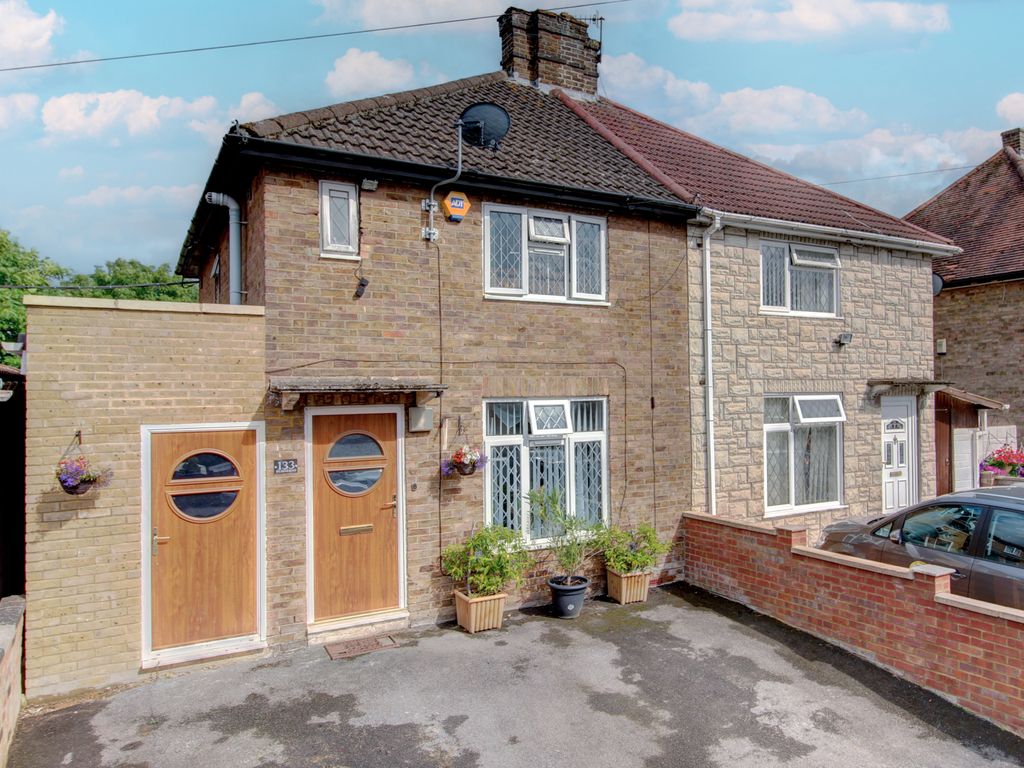 3 Bed Semi Detached House For Sale In Spearing Road High Wycombe Hp12