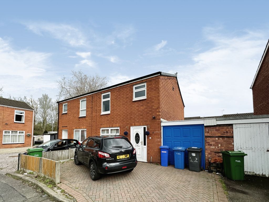 3 Bed Semi Detached House For Sale In Fallowfield Grove Warrington