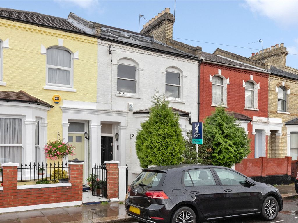 4 bed terraced house for sale in Pellant Road, London SW6 - Zoopla