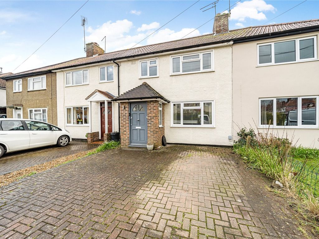 3 bed terraced house to rent in Lennard Road, Dunton Green, Sevenoaks, Kent TN13, £2,000 pcm ...