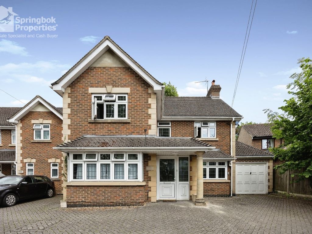 6 bed detached house for sale in Balcombe Road, Crawley, West Sussex ...