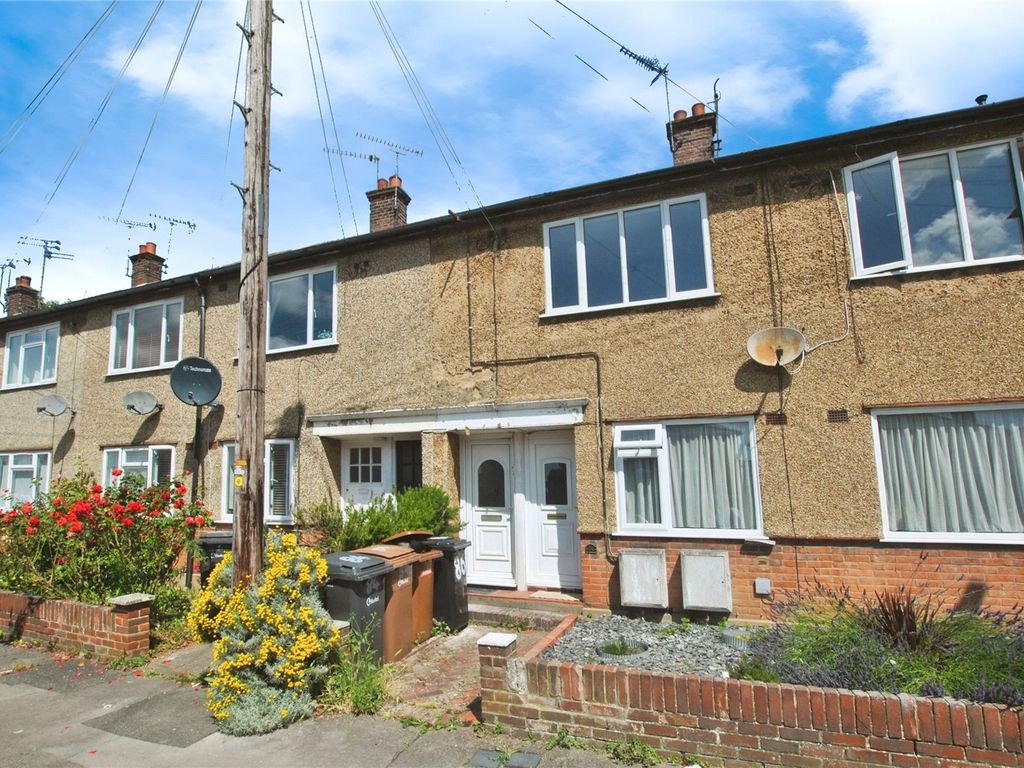 2 bed terraced house to rent in Coval Lane, Chelmsford, Essex CM1, £ ...