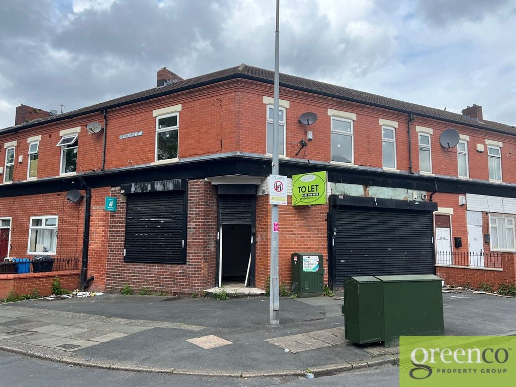 Retail premises to let in Great Cheetham Street East, Broughton ...