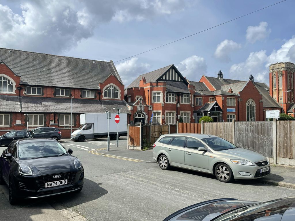 Elm Hall Drive, Liverpool L18, Property for sale, £350,000 - Zoopla