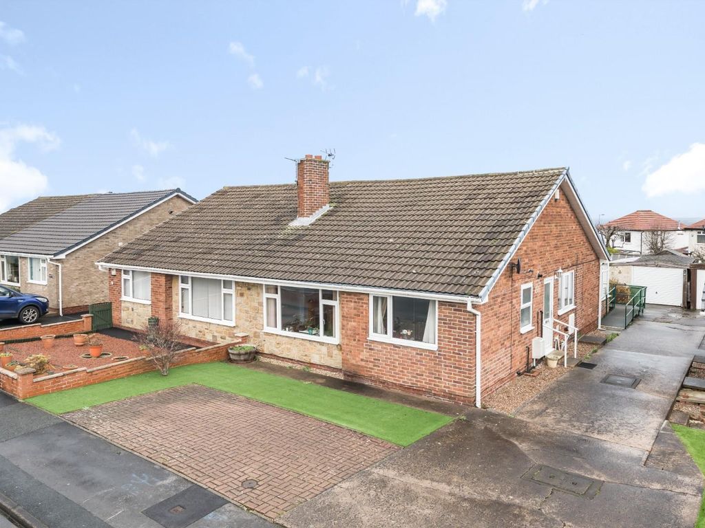 3 bed semi-detached bungalow for sale in The Crescent, Netherton ...
