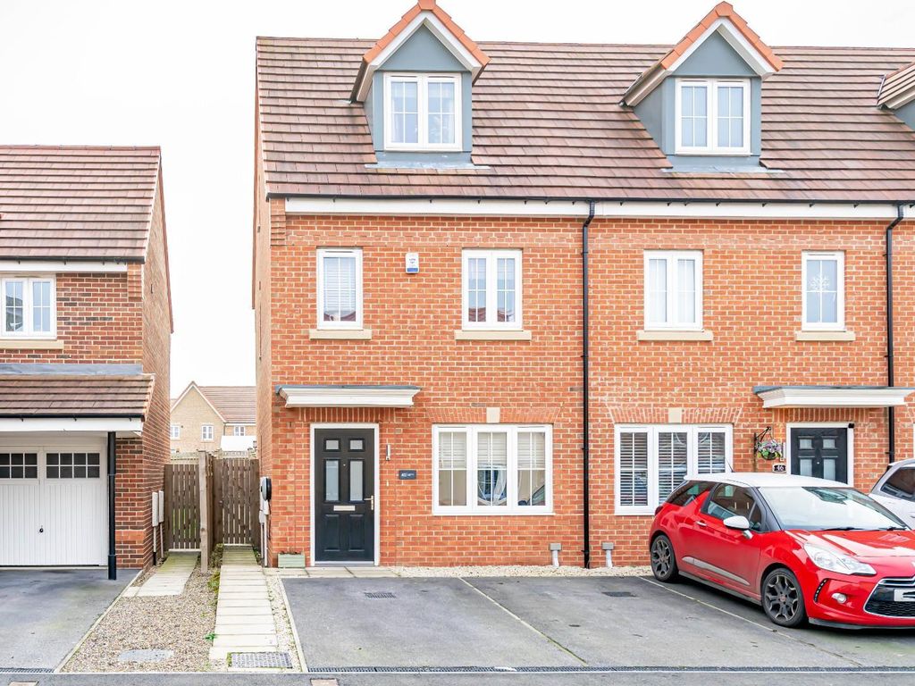 3 Bed Town House For Sale In Sherwood Drive Thorpe Willoughby Selby