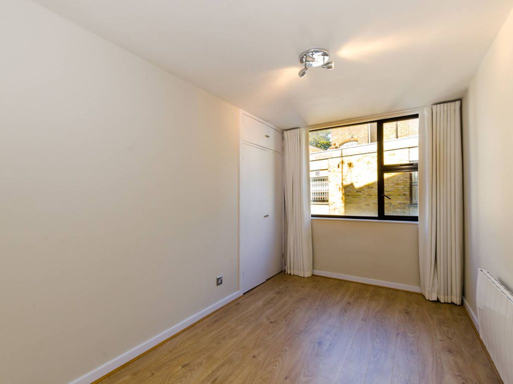 2 bed flat to rent in Heath Street, Hampstead, London NW3, £5,634 pcm ...