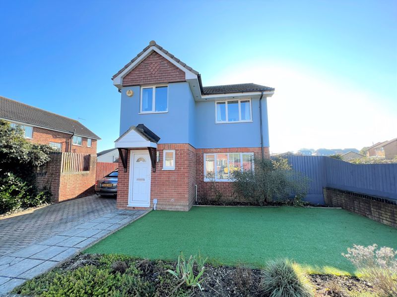 3 Bed Detached House For Sale In Honeysuckle Close Preston Downs
