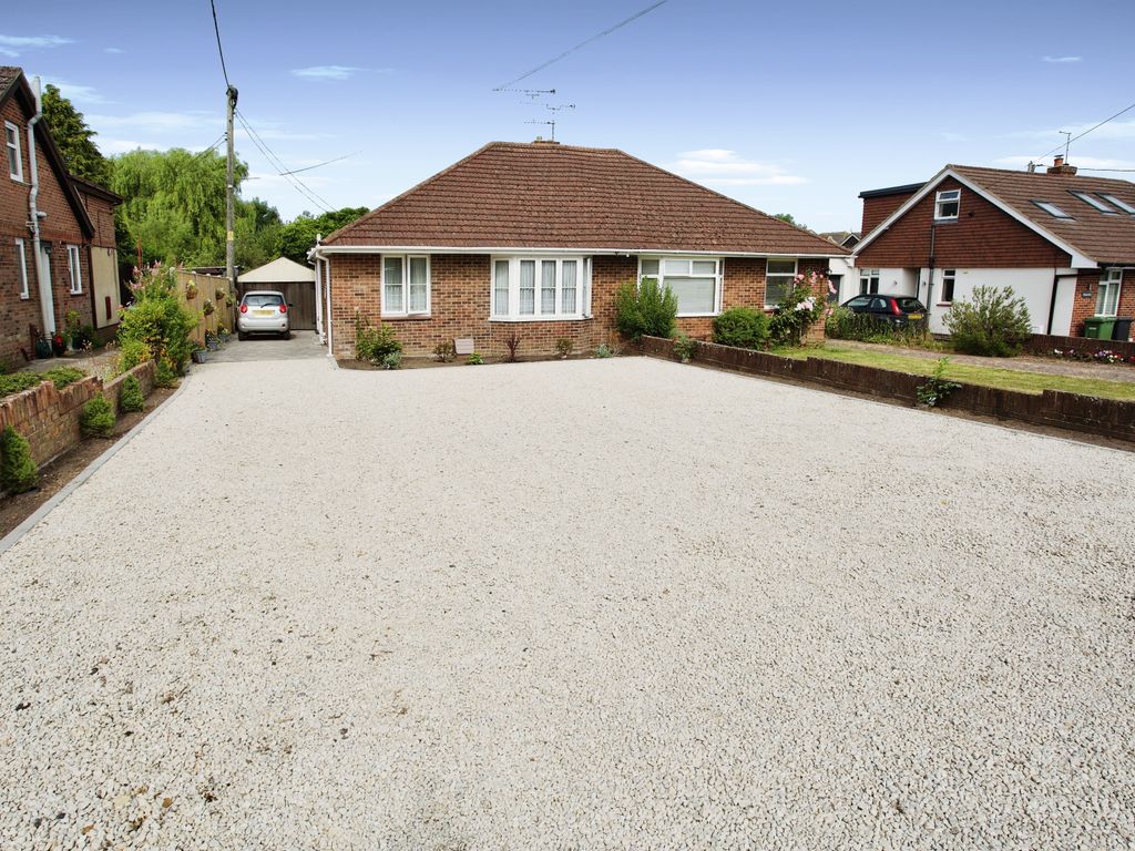 2 Bed Semi Detached Bungalow For Sale In Botley Road Horton Heath So50