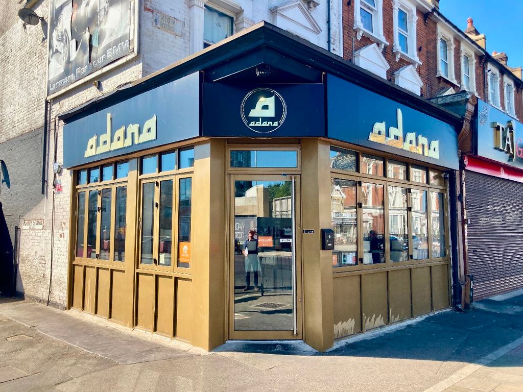 Retail premises to let in High Road, Ilford IG1 - Zoopla