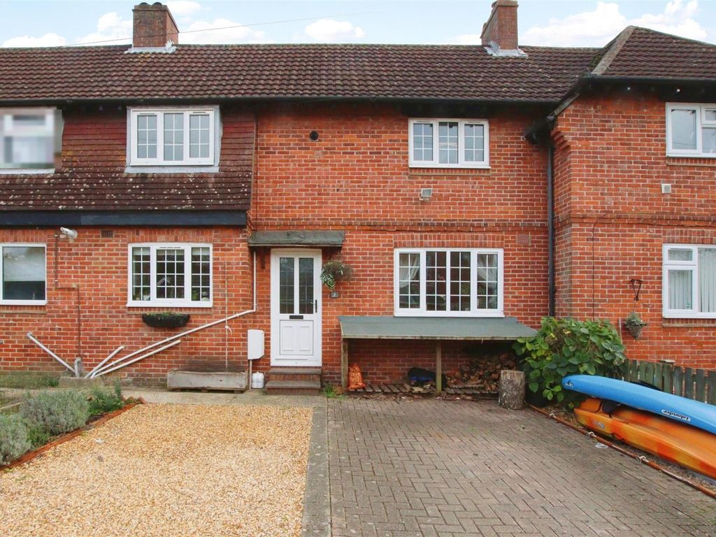 3 Bed Terraced House For Sale In Addison Road Sarisbury Green