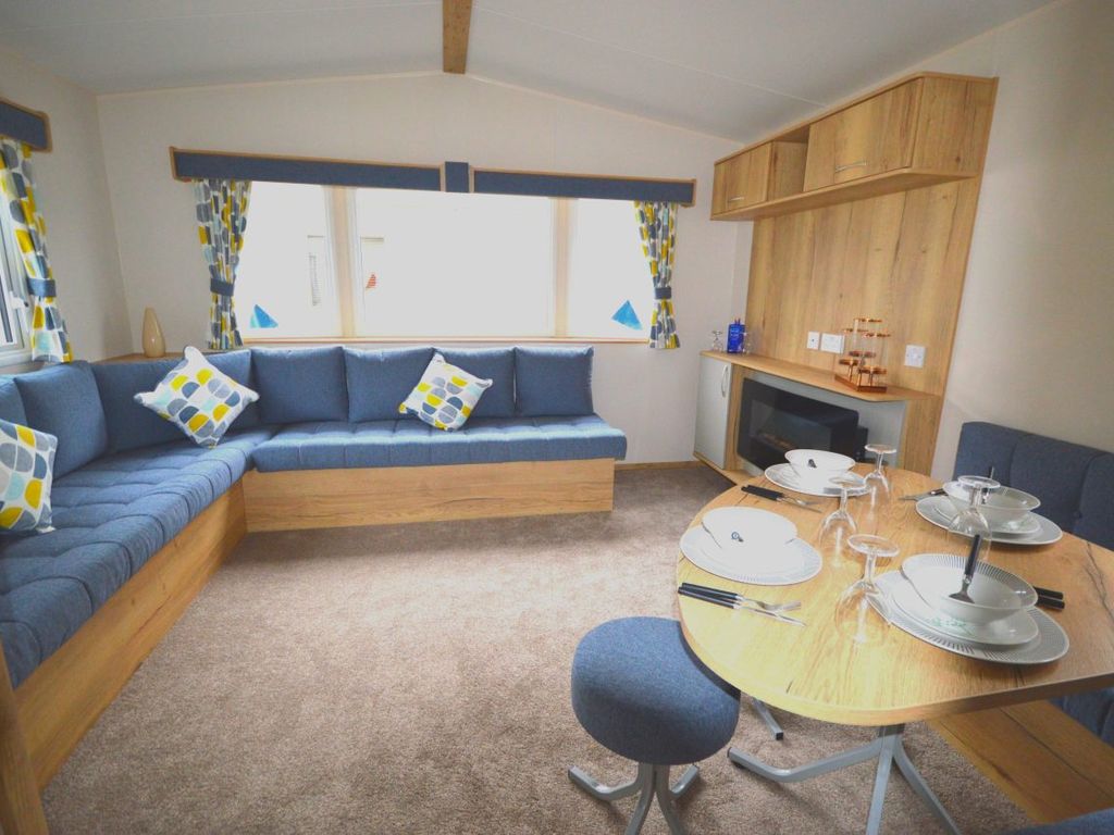 2 bed property for sale in Winchelsea TN36, £49,995 - Zoopla