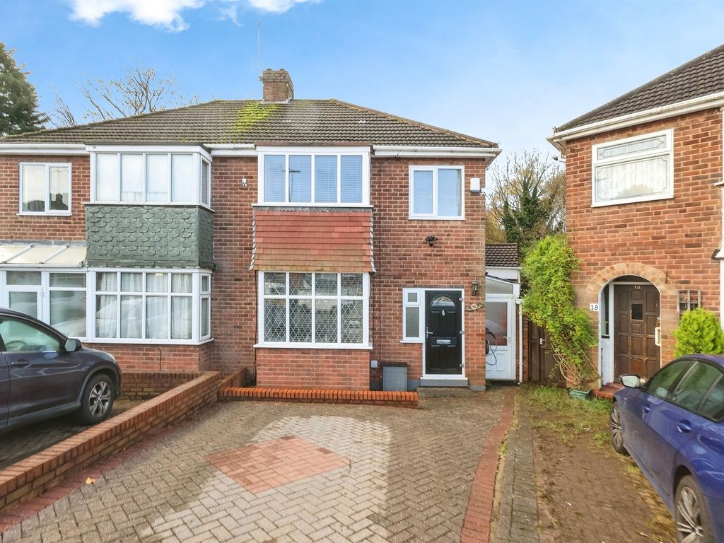 3 Bed Semi Detached House For Sale In Measham Grove Sheldon