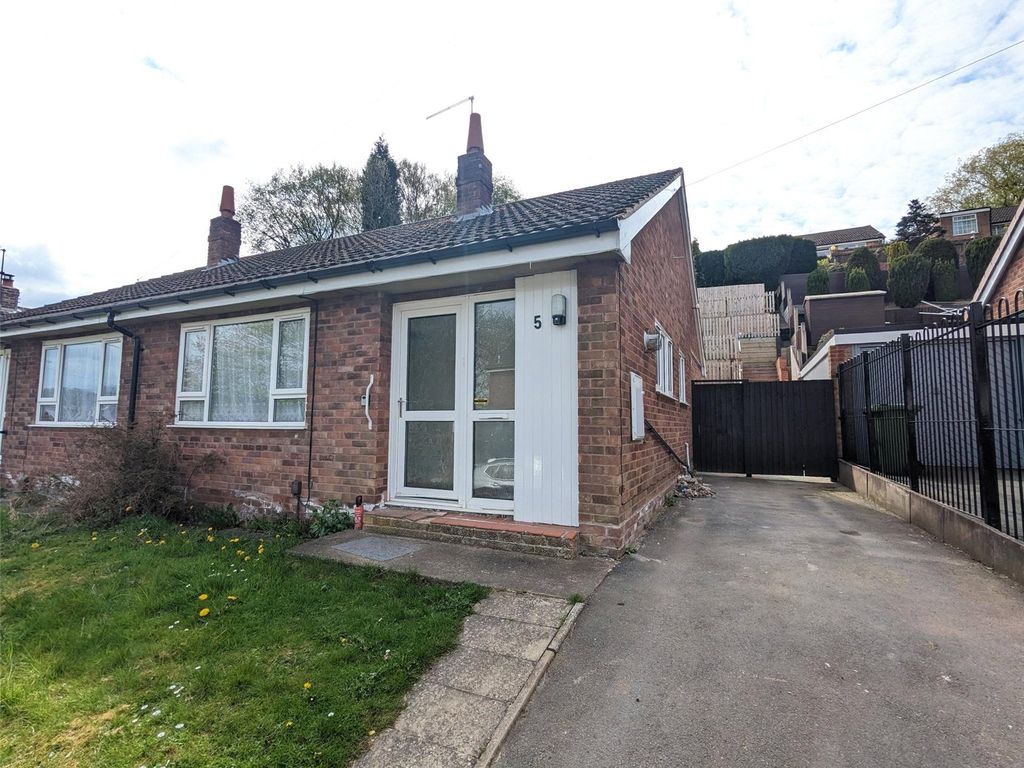 2 Bed Bungalow For Sale In Wesley Drive Ketley Bank Telford