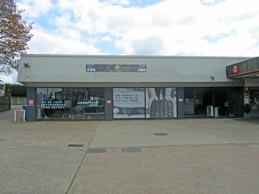 Retail premises to let in The Showroom Ninfield Garage, Bexhill Road ...