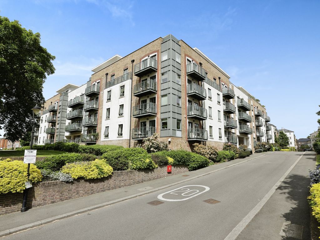 1 bed flat for sale in 1 Holford Way, Roehampton SW15 - Zoopla