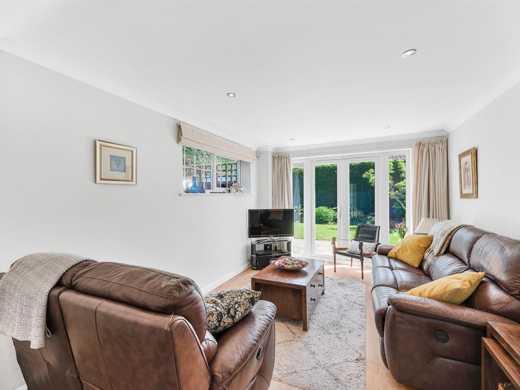 3 bed end terrace house for sale in Queensmead Road, Shortlands BR2 ...