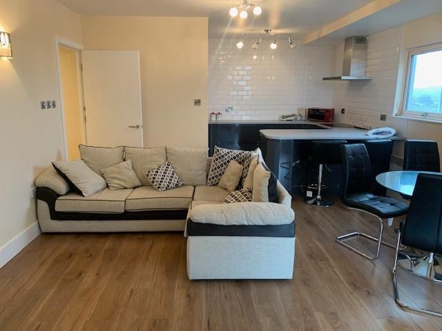 2 bed flat to rent in The Aspect, Queen Street, Cardiff CF10, £1,550 ...