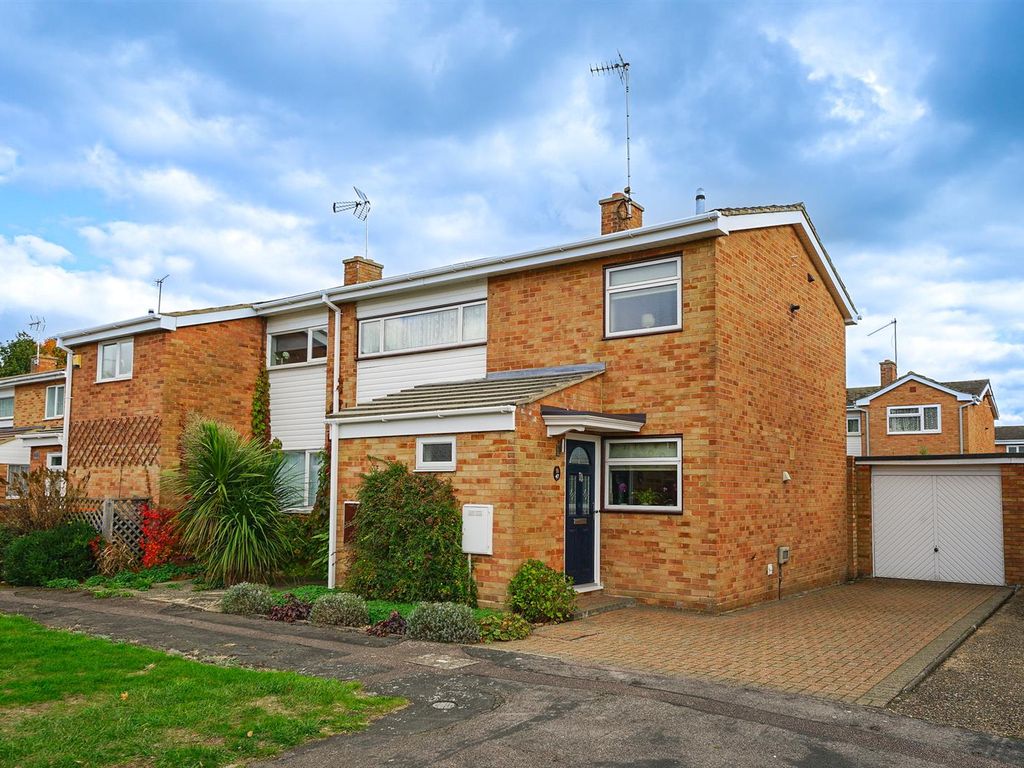 3 bed semi-detached house for sale in Danes Way, Leighton Buzzard LU7 ...