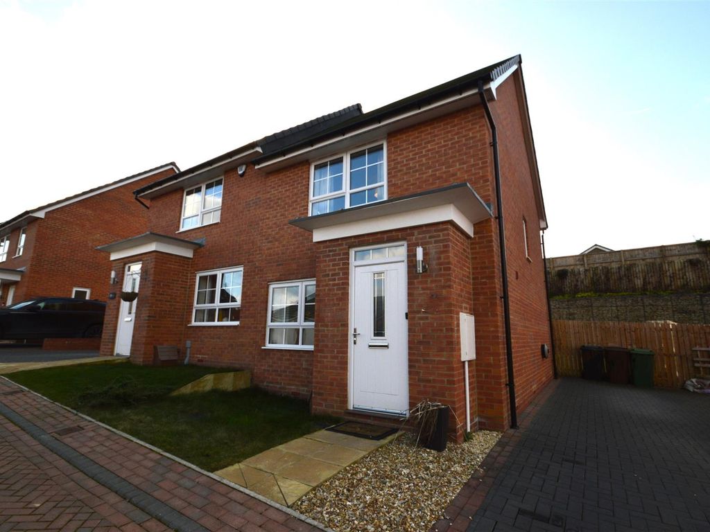 2 Bed Semi Detached House For Sale In Bevin Crescent Micklefield