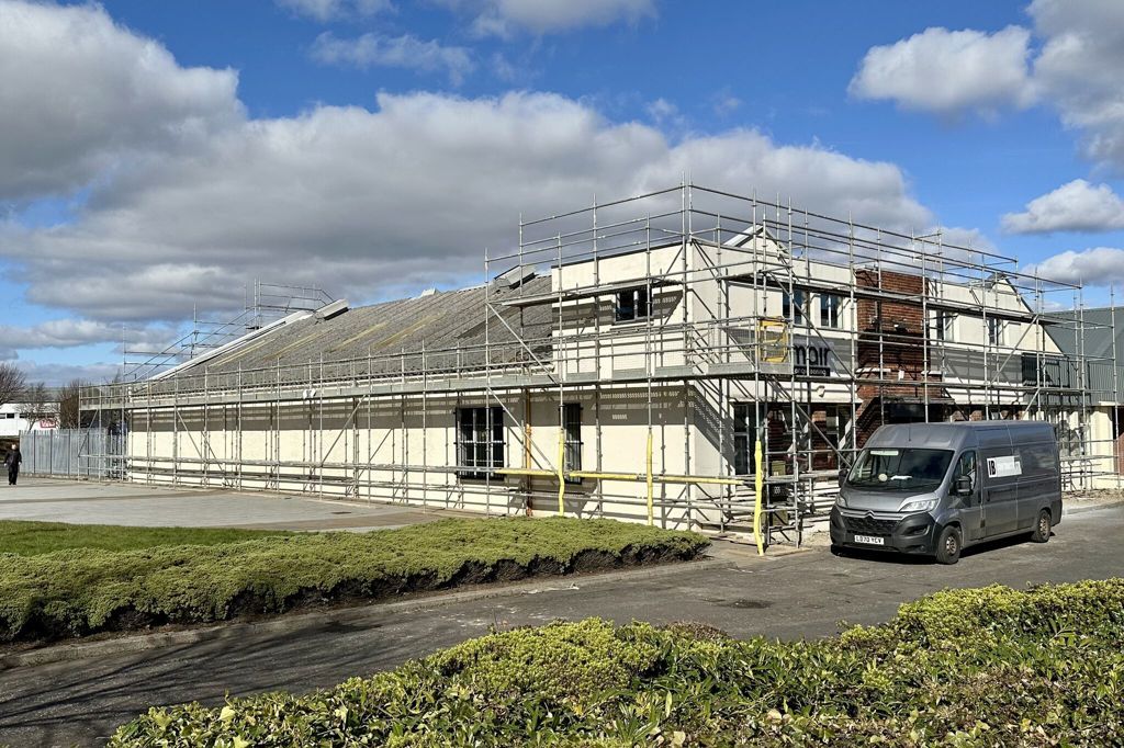 Industrial to let in 34 Earl Haig Road, Glasgow G52, £576,000 pa - Zoopla