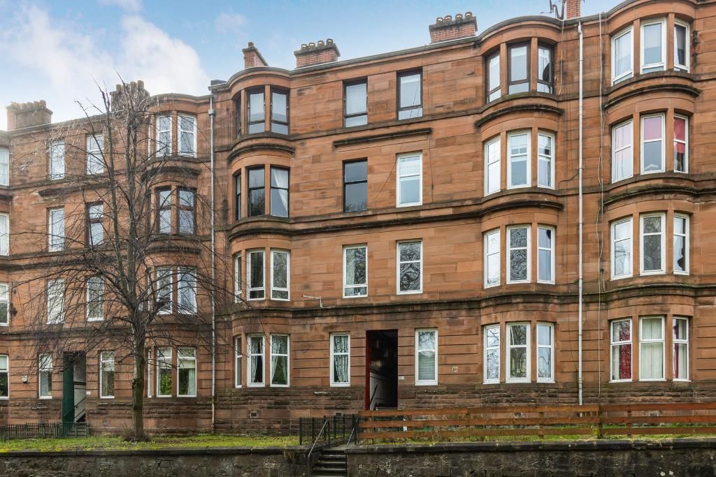 2 bed flat for sale in Tollcross Road, Tollcross G32 - Zoopla