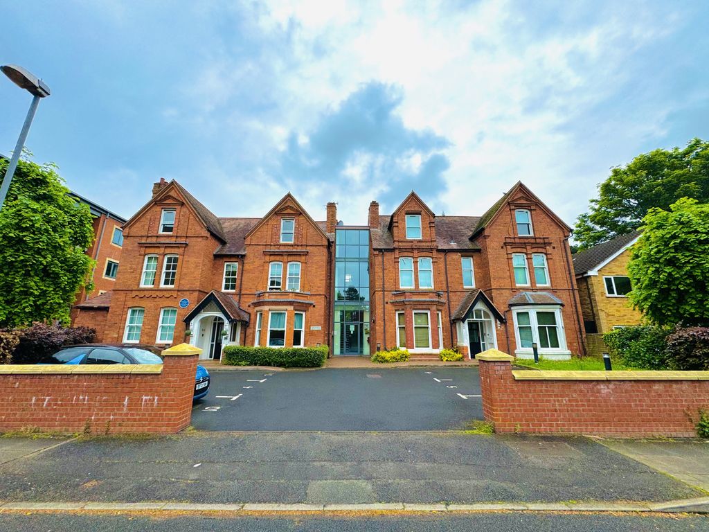1 bed flat to rent in Victoria House, 2 Manor Road, Birmingham, West ...
