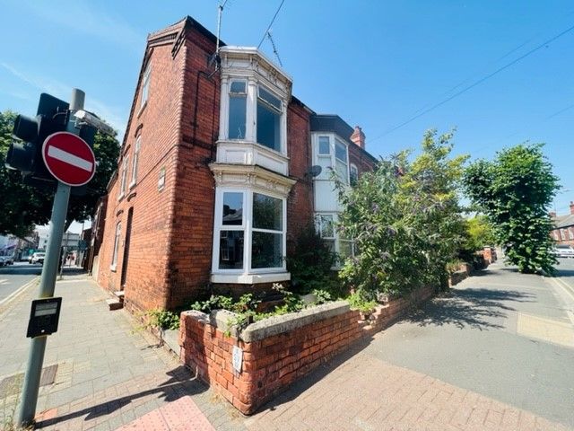 2 bed end terrace house for sale in Ryton Street, Worksop S80 - Zoopla
