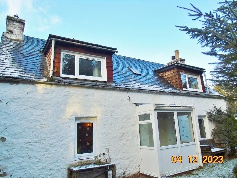 2 bed cottage to rent in Gorthleck, Inverness IV2, £850 pcm - Zoopla