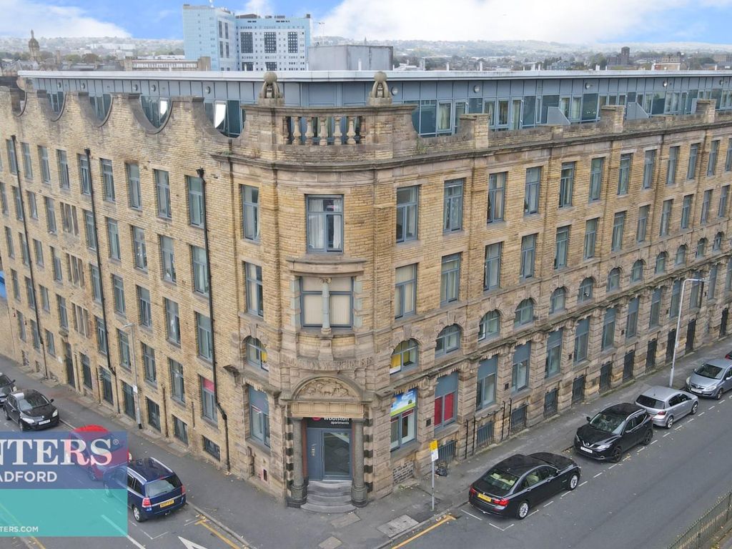 1 bed flat for sale in Woolston Warehouse, Grattan Road, Bradford BD1 ...