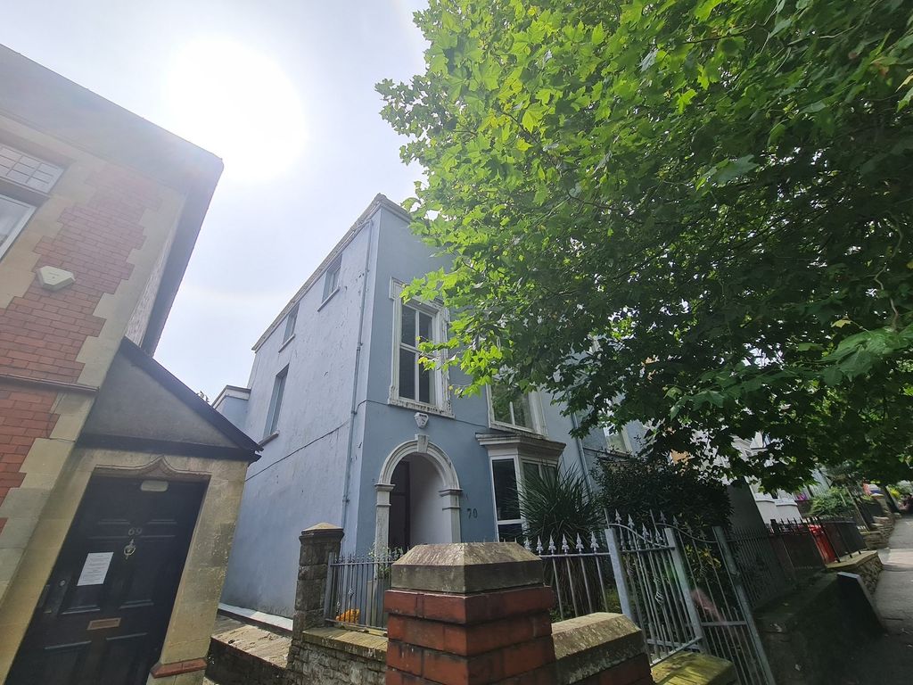 Walter Road, Swansea, City And County Of Swansea. SA1, Retail premises ...