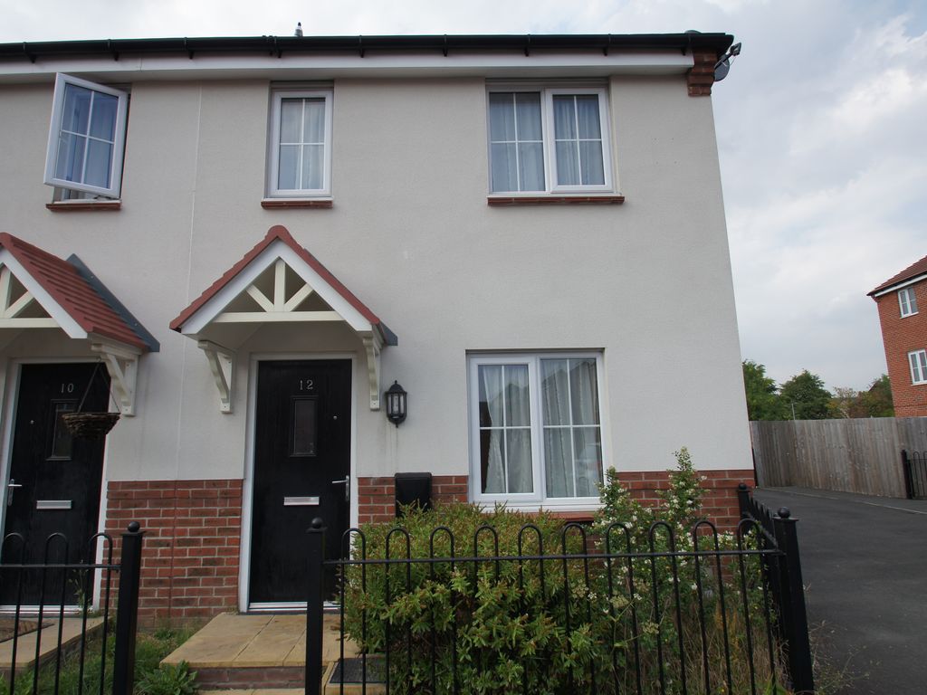 2 bed semi-detached house to rent in Dixon Street, Manchester M40, £995 ...
